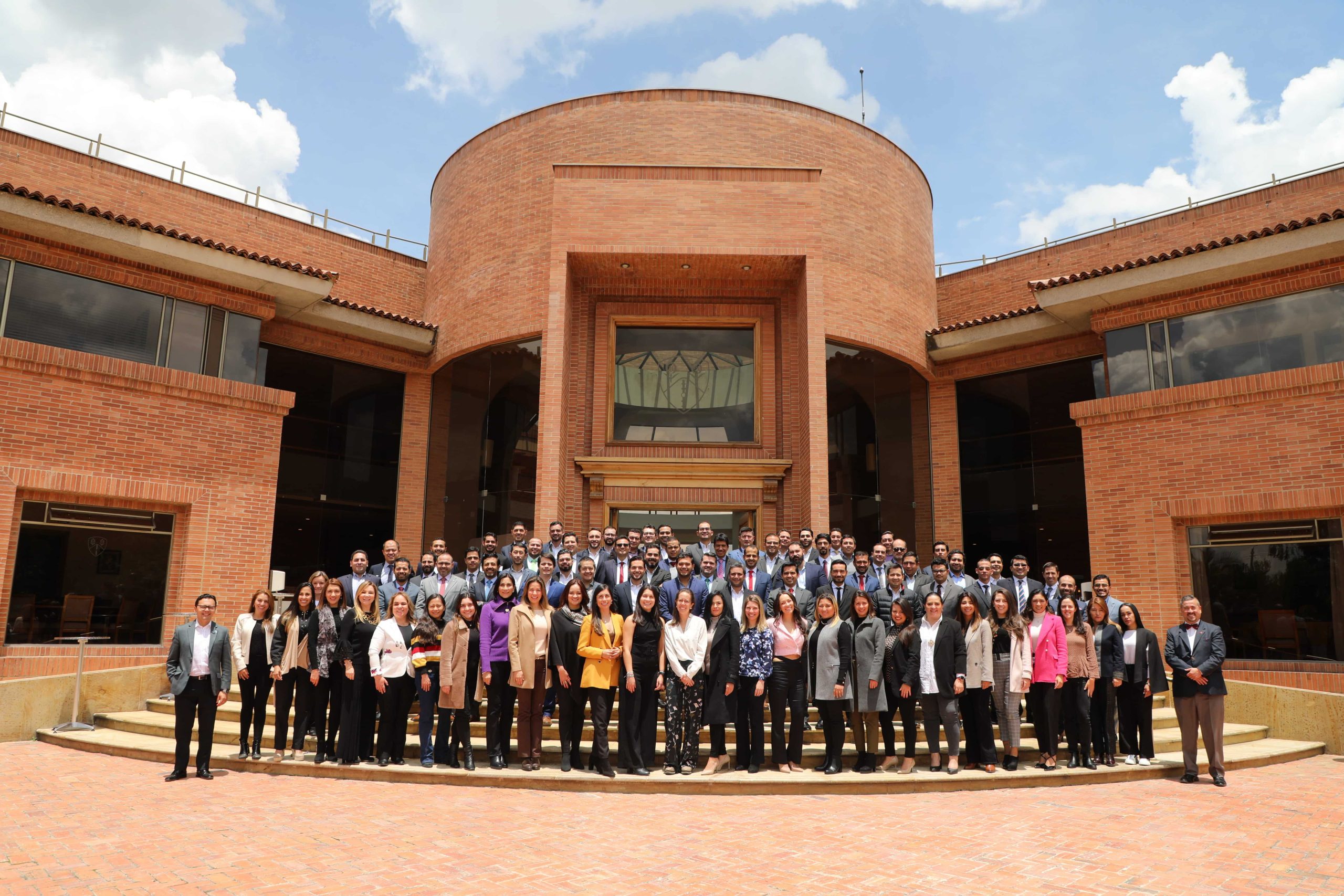 Bienvenidos participantes del Executive MBA intensivo 2022-2024 ...